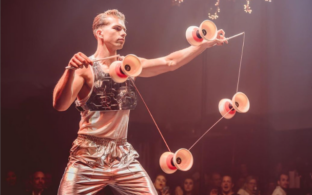 Circus-expert.com - The online Circus Shop - Order Diabolos, Balls ...